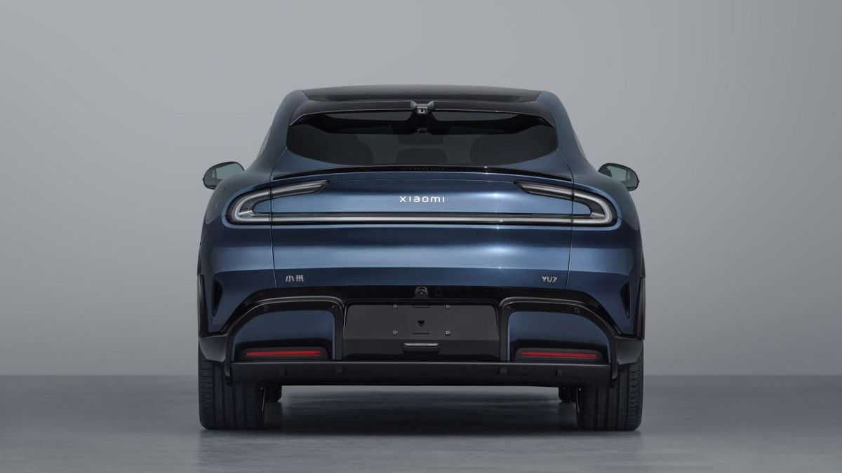 Elektryczny SUV Xiaomi YU7 wyjechał na drogi. Wygląda fenomenalnie